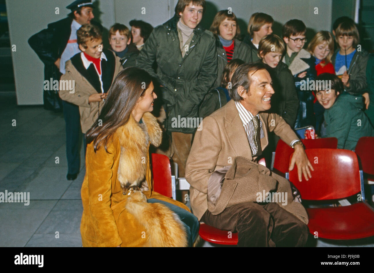 Der südafrikanische Herzchirurg Christiaan Barnard mit Ehefrau Barbara ...