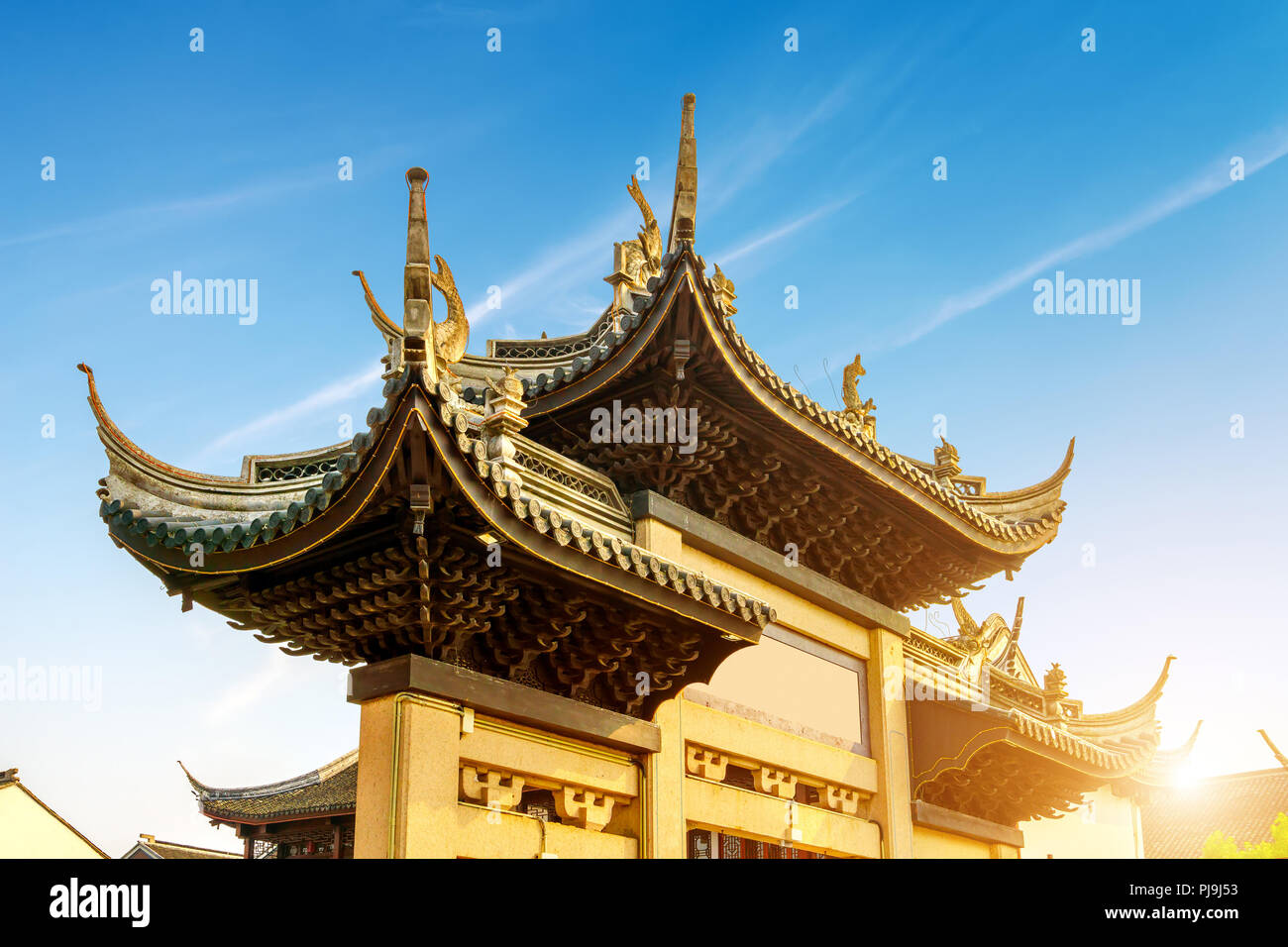 Art Arch, Chinese classical architectural style Stock Photo - Alamy
