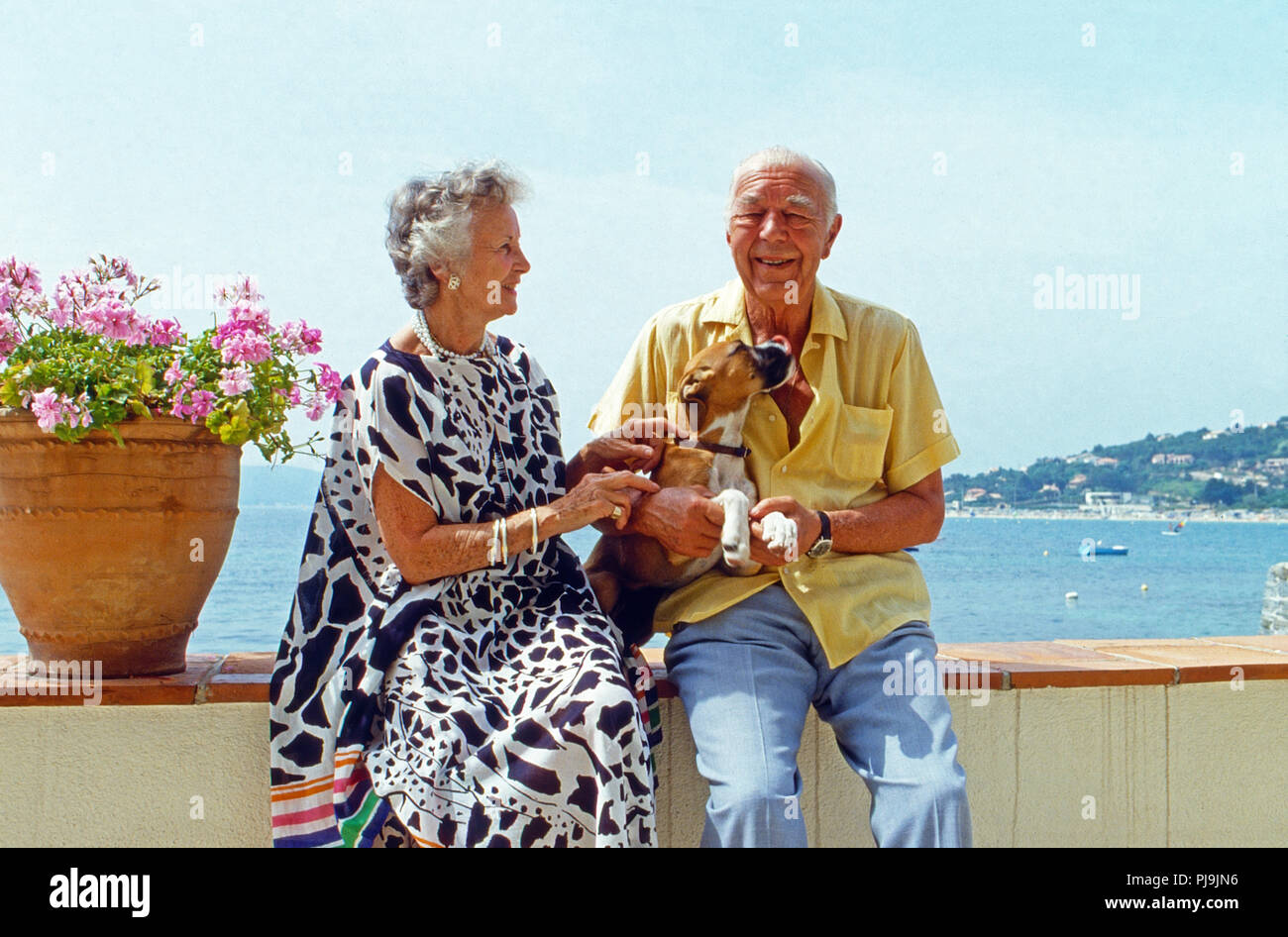 Prinz Bertil von Schweden mit Ehefrau Lillian im Urlaub in Sainte ...