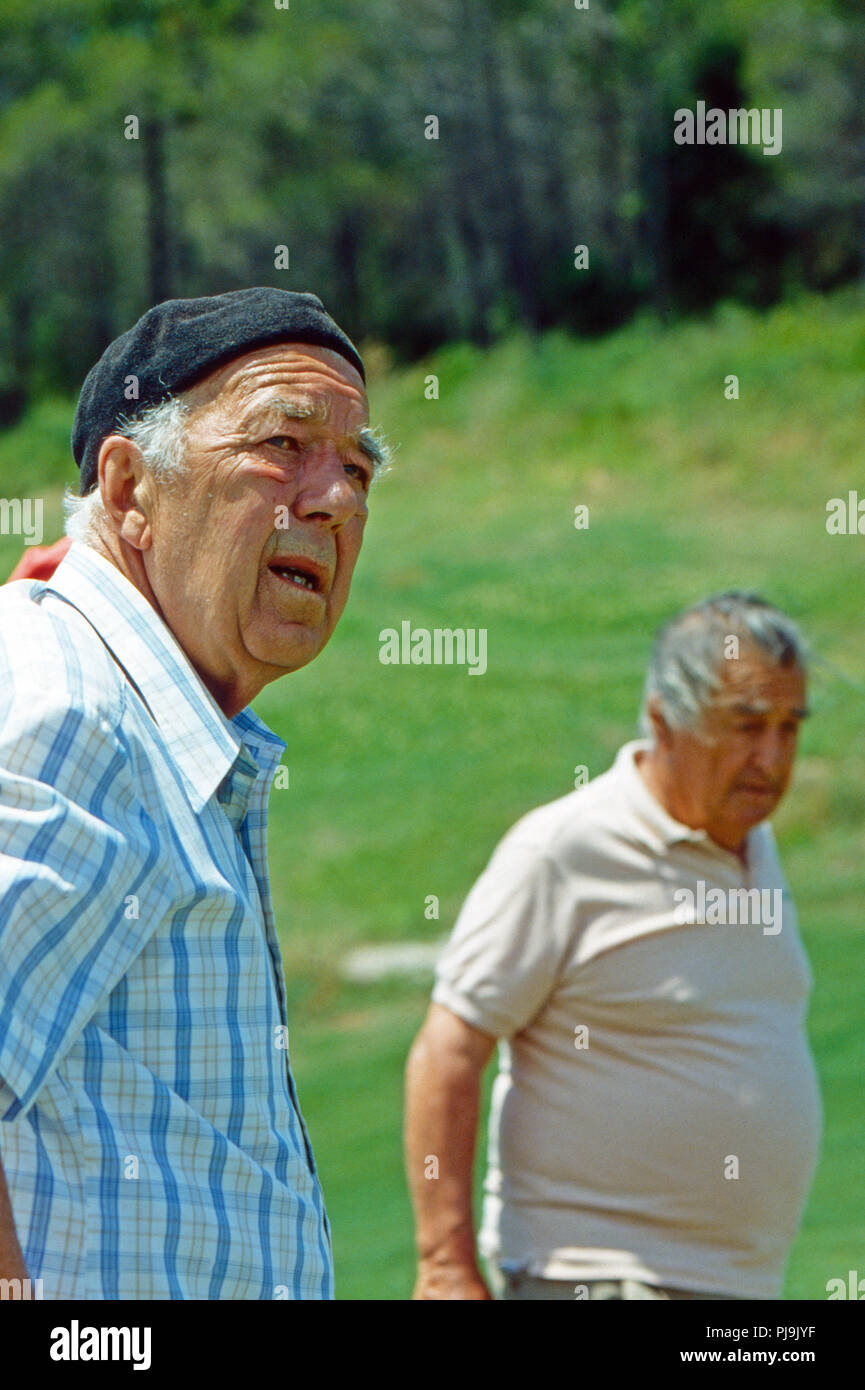Prinz Bertil von Schweden spielt eine Runde Golf in Sainte Maxime ...