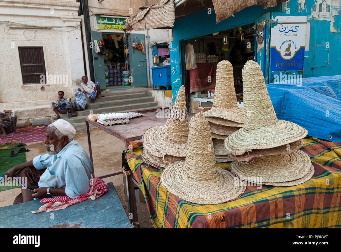 Middle eastern hats hi-res stock photography and images - Alamy