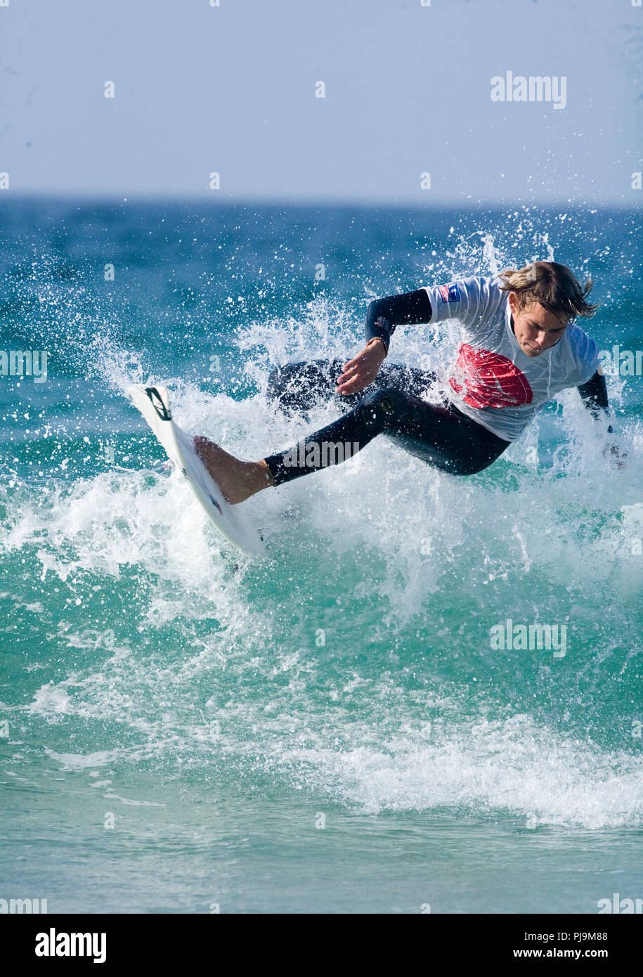 Mens uk competitive surfer hi-res stock photography and images - Alamy
