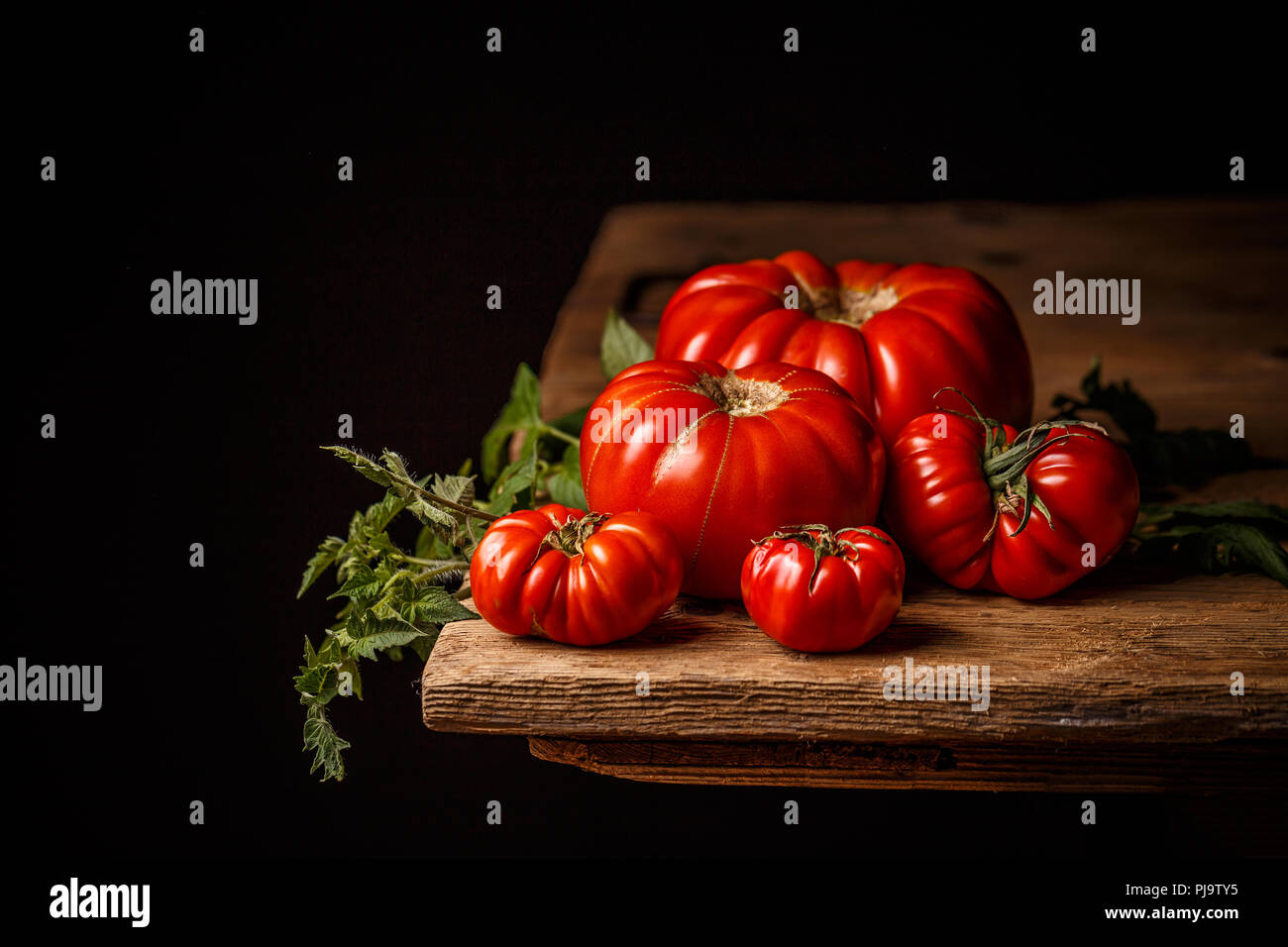 Tomatoes fresh vegetable food hi-res stock photography and images - Alamy