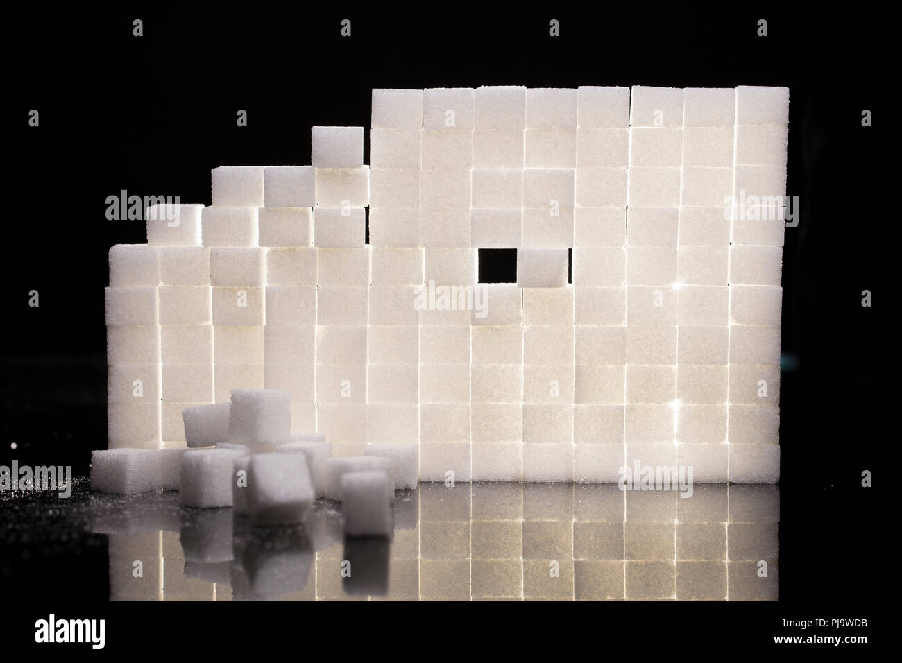 White Sugar, cubes or powder Stock Photo - Alamy