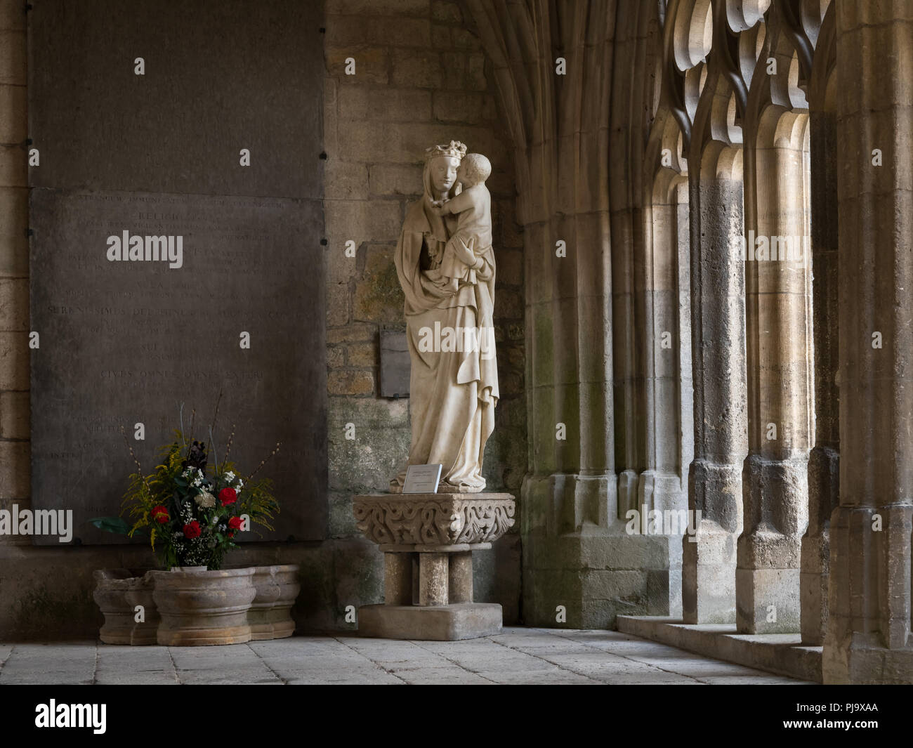 Interior of Verdun Cathedral Notre Dame (France Stock Photo - Alamy