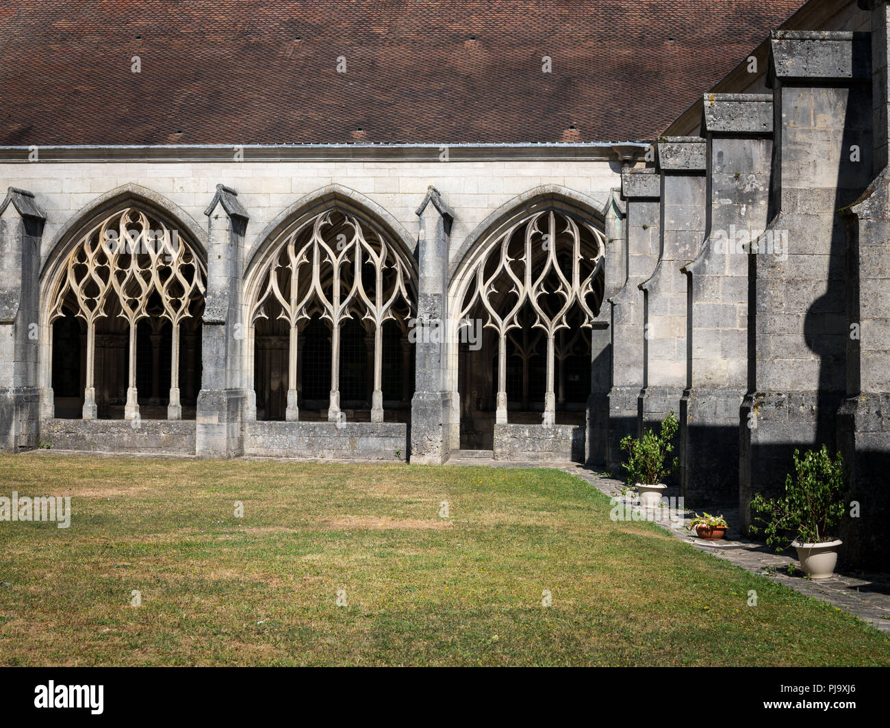Verdun cathedral hi-res stock photography and images - Alamy