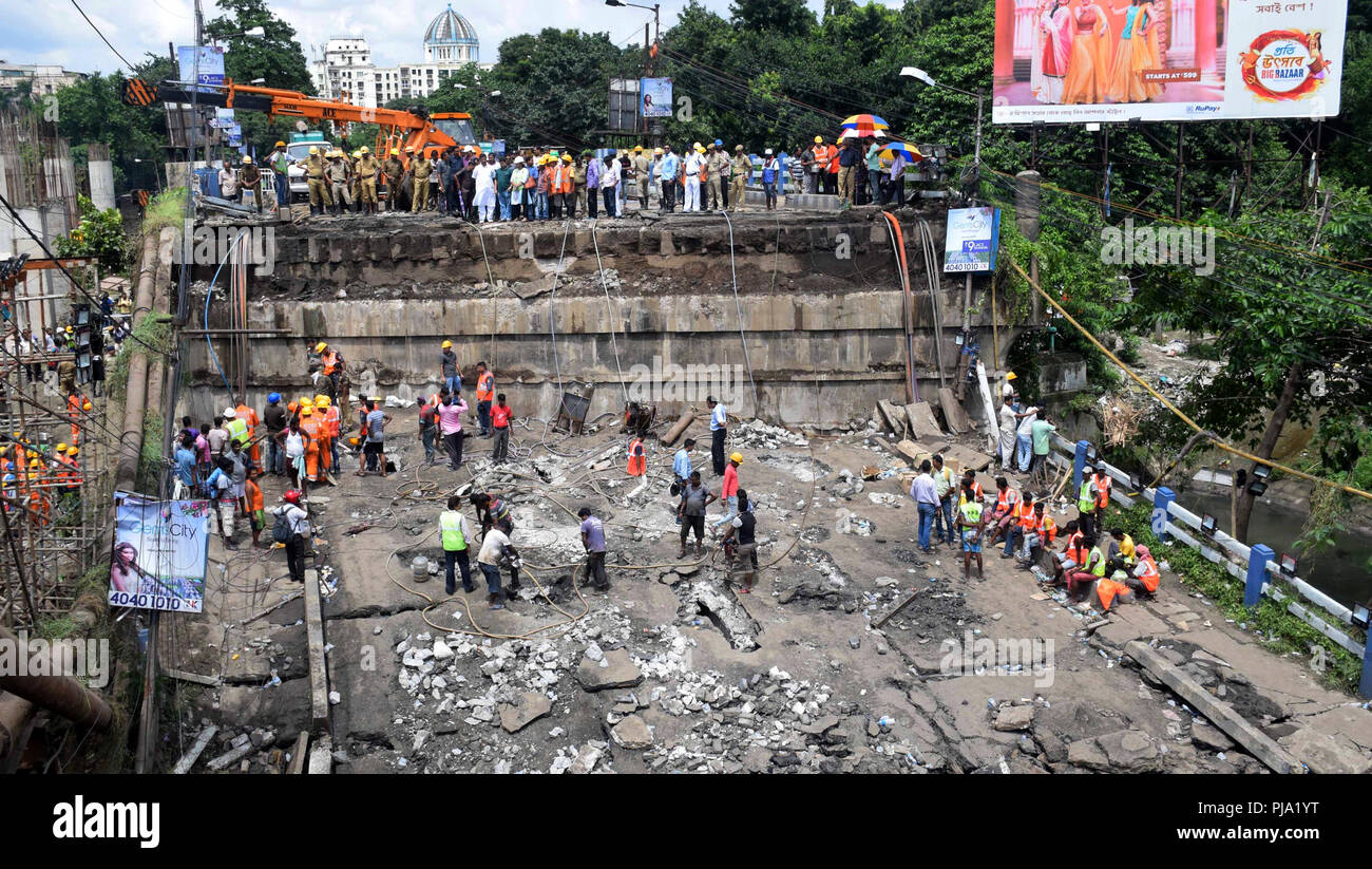 Majerhat bridges hi-res stock photography and images - Alamy