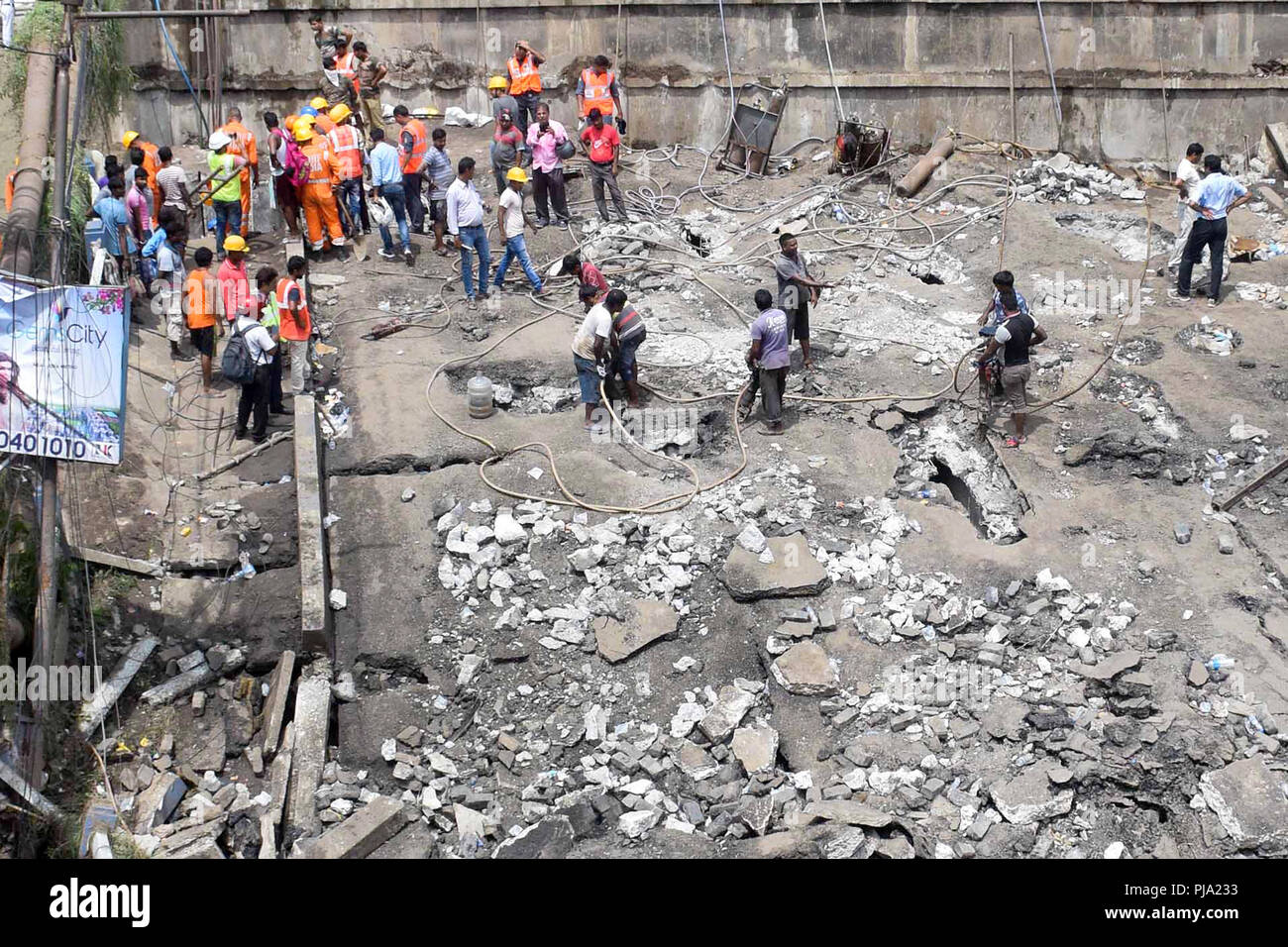 Majerhat bridges hi-res stock photography and images - Alamy