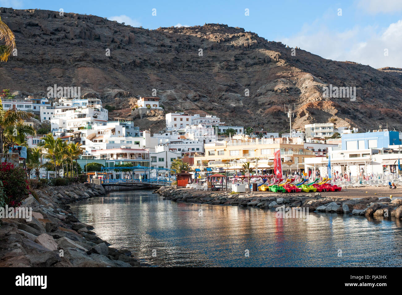 Playa de mogan hi-res stock photography and images - Alamy