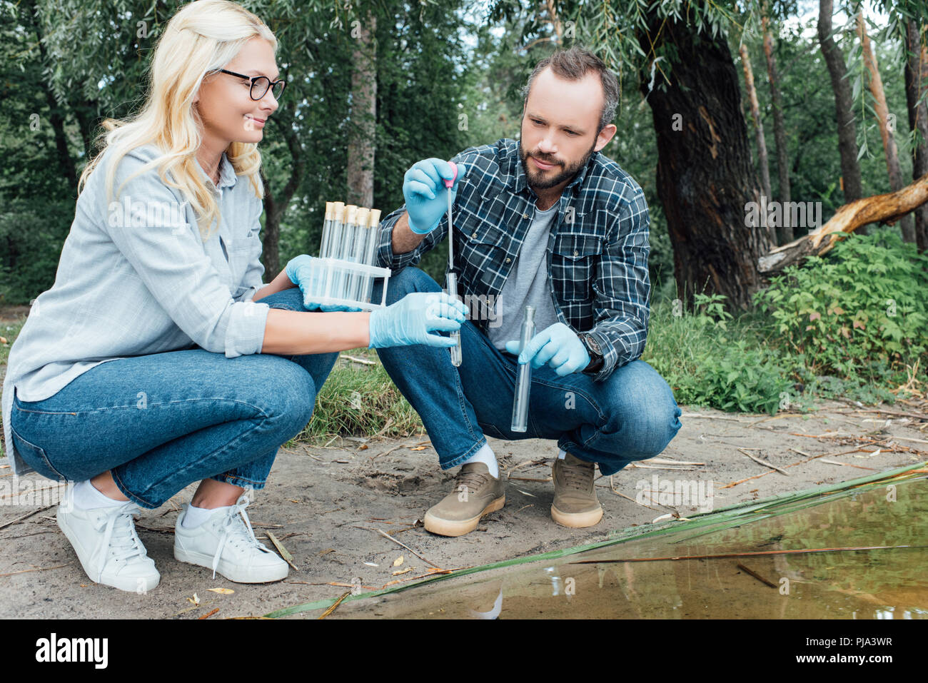 Test flask hi-res stock photography and images - Alamy