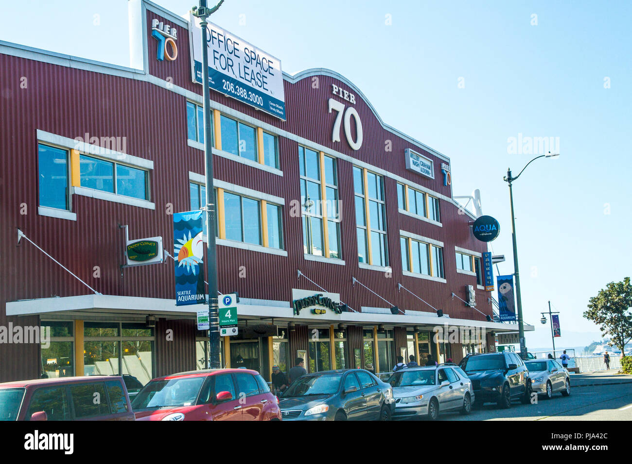 Pier 70 seattle hi-res stock photography and images - Alamy