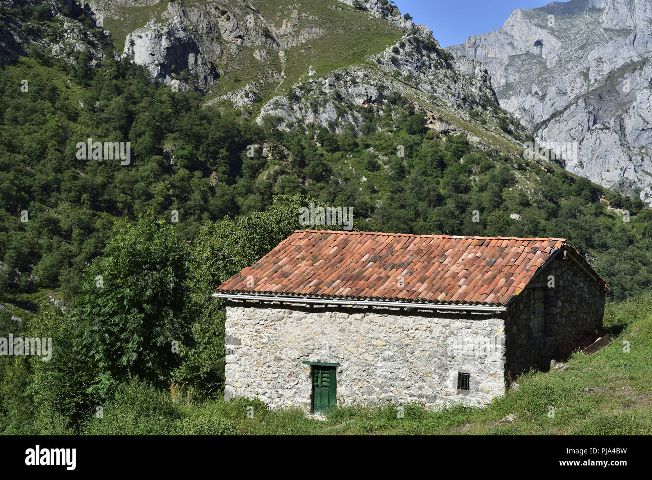 A renovated hut in the semi-abandoned hamlet of Cain de Arriba, above ...