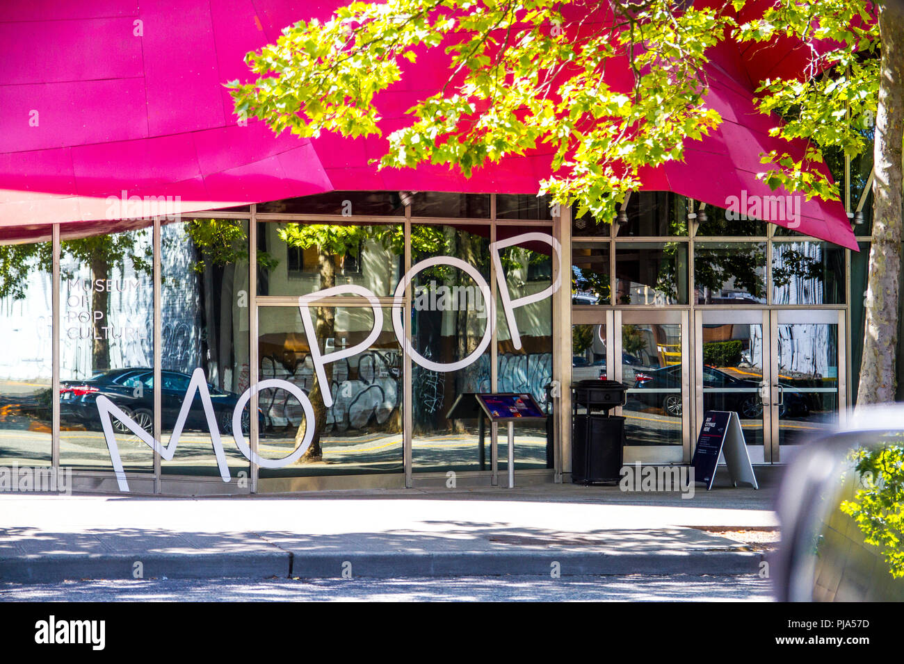 The Museaum of Popular Culture (MoPop) in Seattle Washington USA Stock ...
