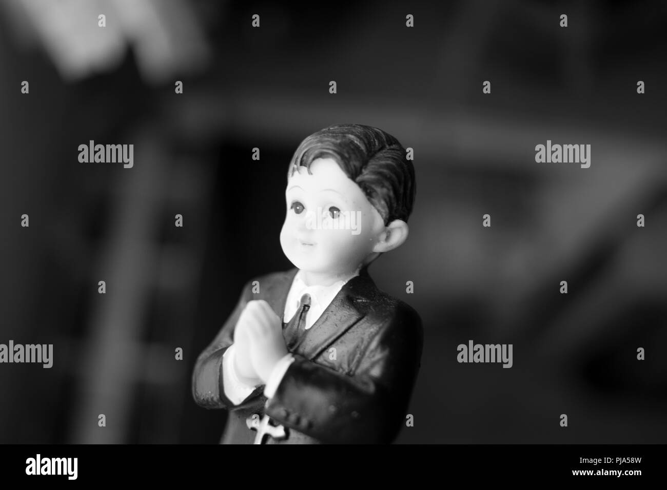 Cake topper Catholic holy communion ceremony religious boy praying to ...