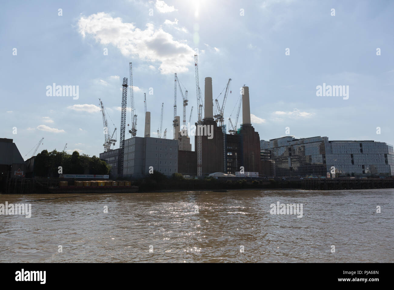 Battersea Power Station complex Stock Photo - Alamy