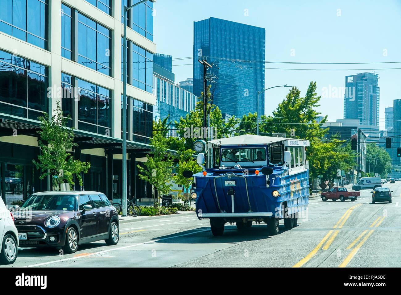 A Duck Boat tour bus in Seattle Washington USA Stock Photo - Alamy