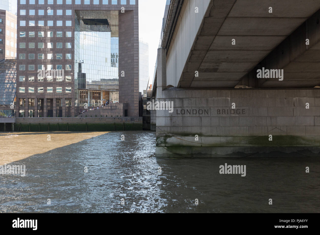 Low stone pedestrian bridge hi-res stock photography and images - Alamy