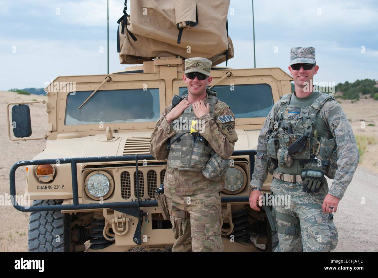 220th military police company hi-res stock photography and images - Alamy