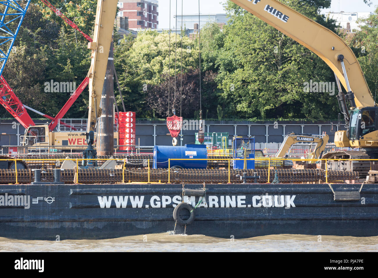 Crane on construction site pier hi-res stock photography and images - Alamy