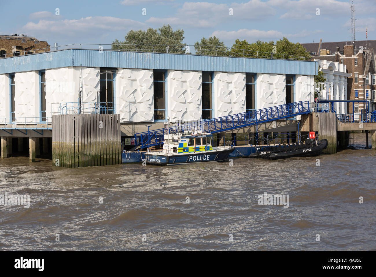 River thames london england britain uk gb british english police hi-res ...
