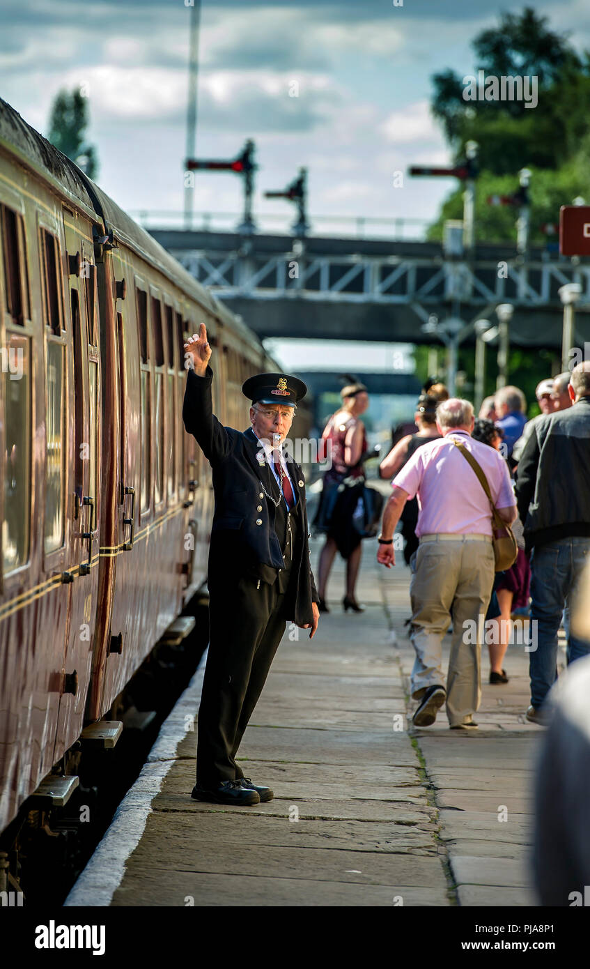 Guard uniform railways hi-res stock photography and images - Alamy