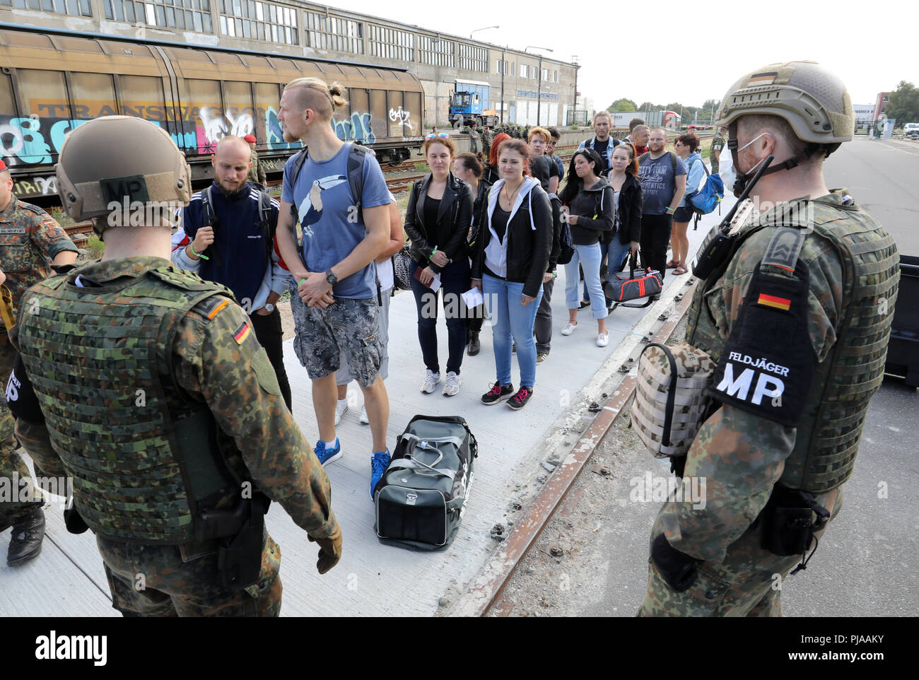 05 Septmeber 2018, Germany, Rostock: Together with the Dutch support ...