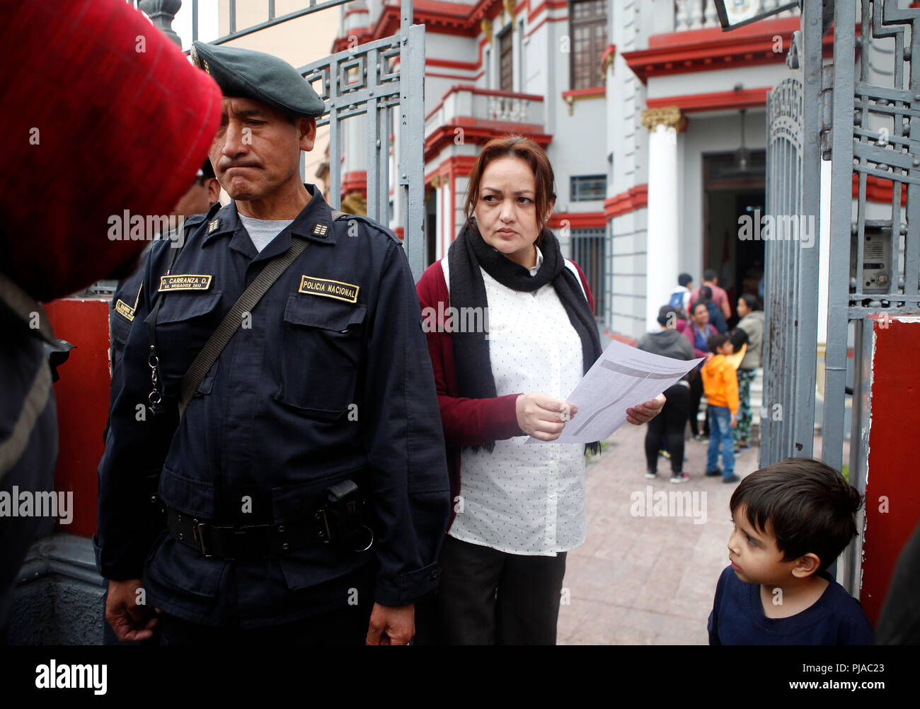Gate entry rules hi-res stock photography and images - Alamy