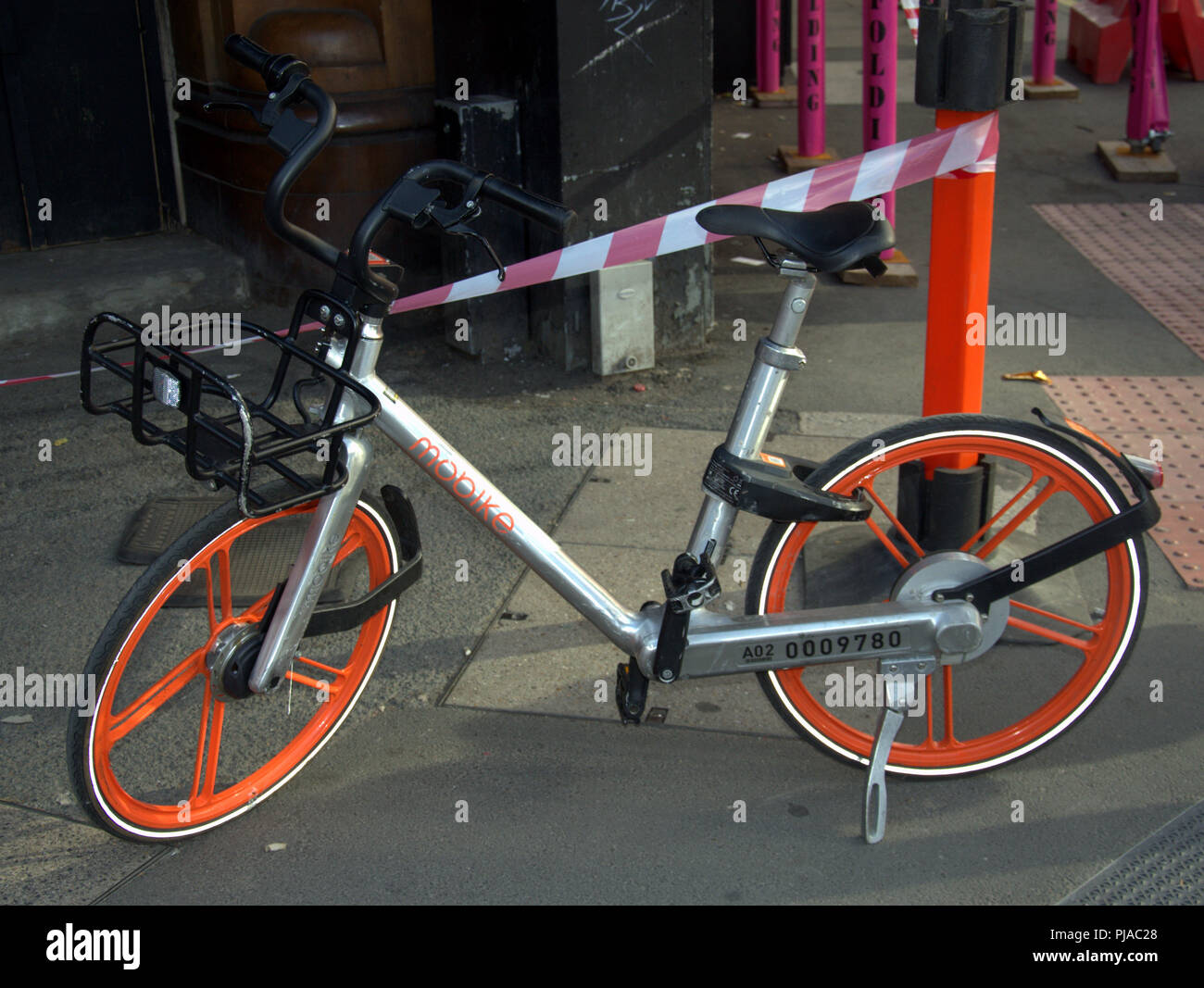 Manchester bicycle hire hi-res stock photography and images - Alamy