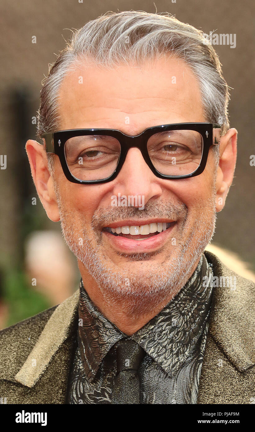 Jeff goldblum awards hi-res stock photography and images - Alamy