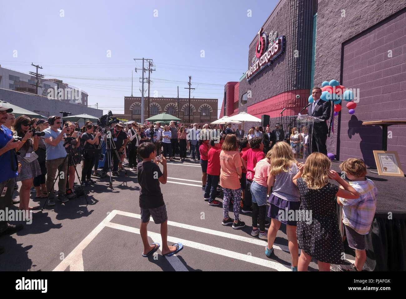 Two bit circus hi-res stock photography and images - Alamy