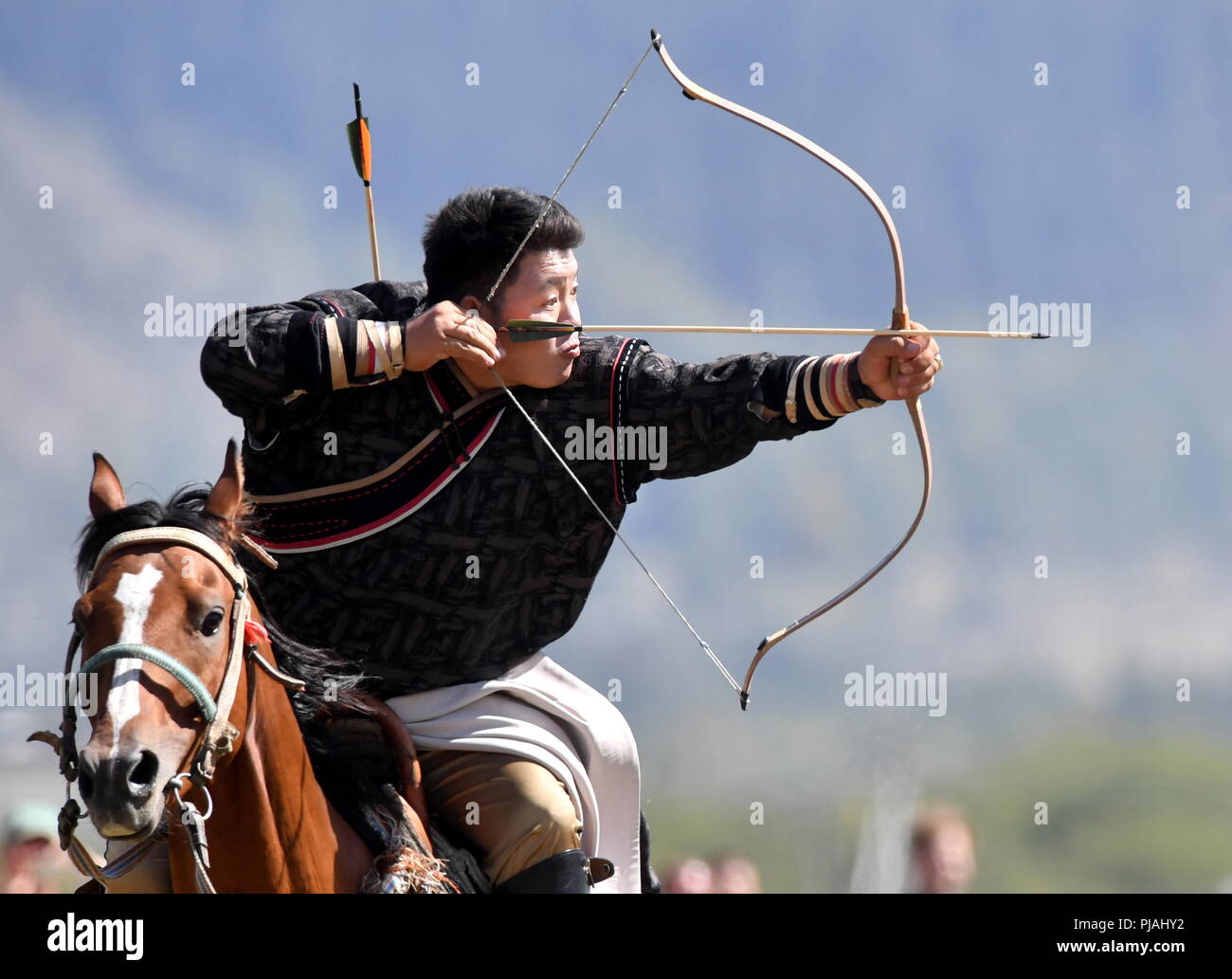 Mongolian Archer High Resolution Stock Photography and Images - Alamy
