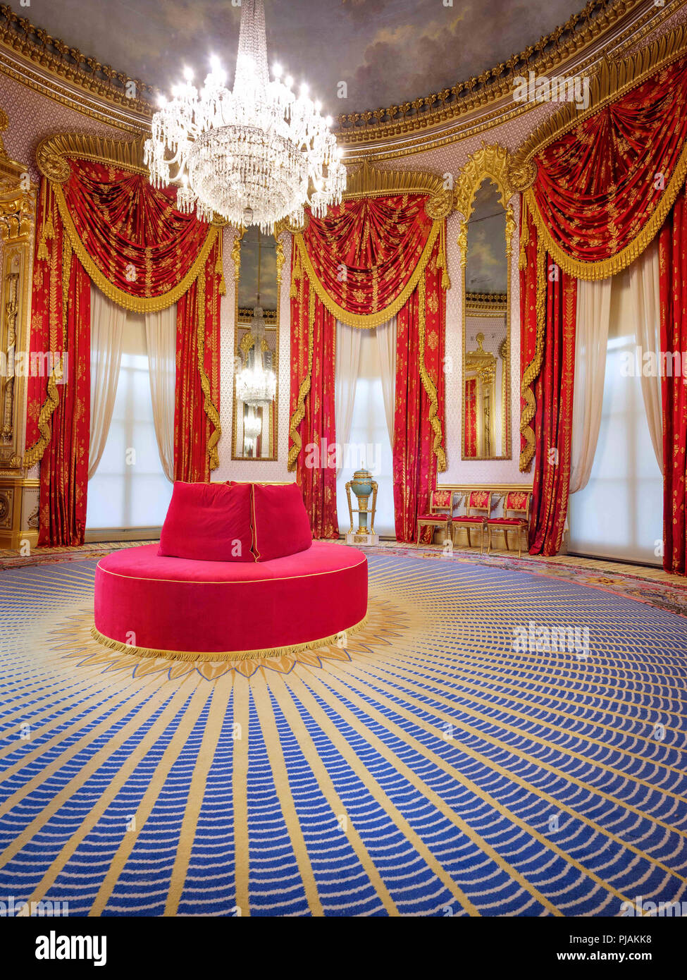 Royal pavilion brighton interior hi-res stock photography and images ...