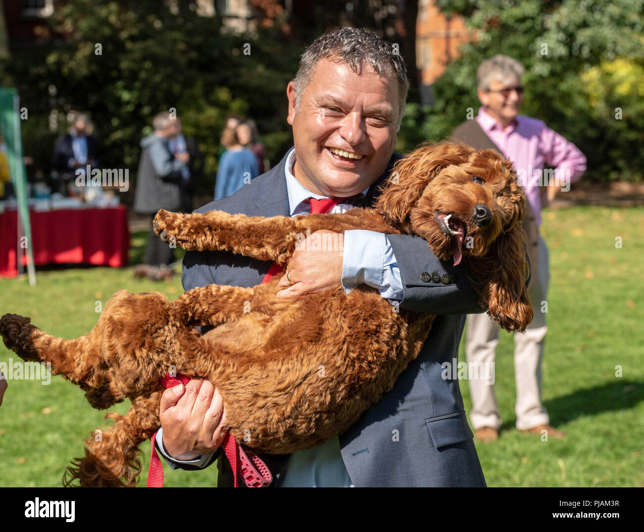 Mike armsbury mp hi-res stock photography and images - Alamy