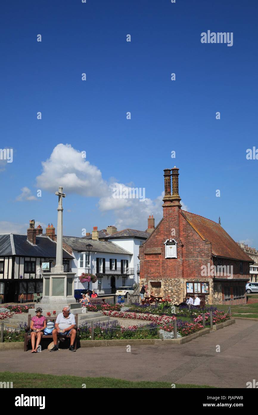 Aldeburgh fish huts hi-res stock photography and images - Alamy