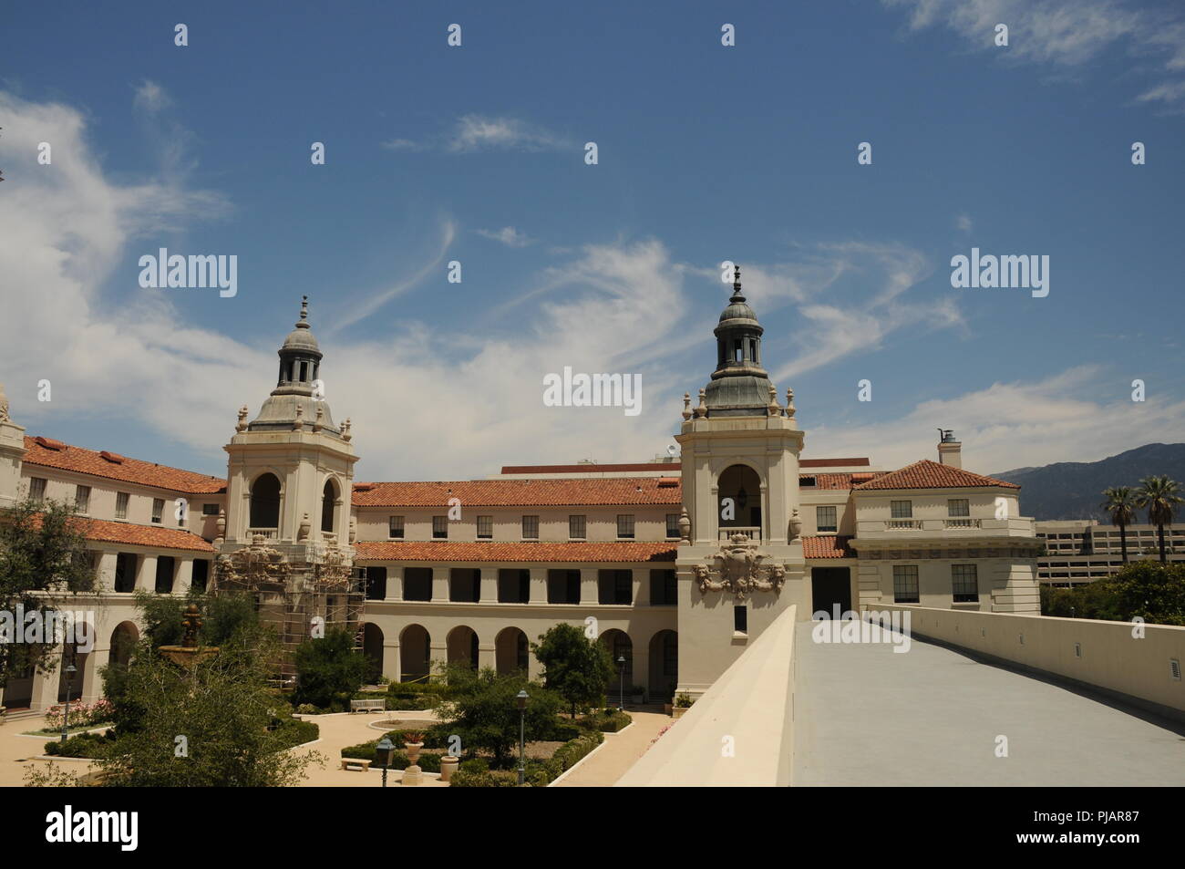Pasadena city hall Stock Photo - Alamy