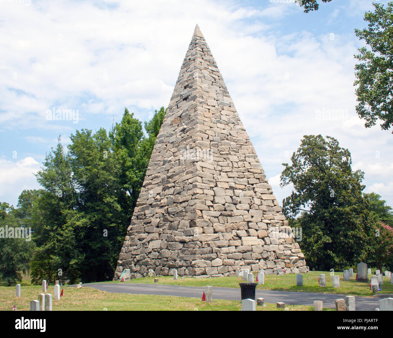 Confederate pyramid hi-res stock photography and images - Alamy