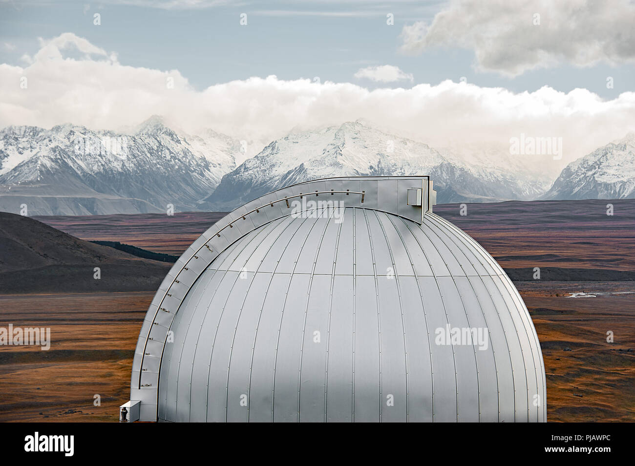 Skyline view of Mount John University Observatory situated at 1,029 ...