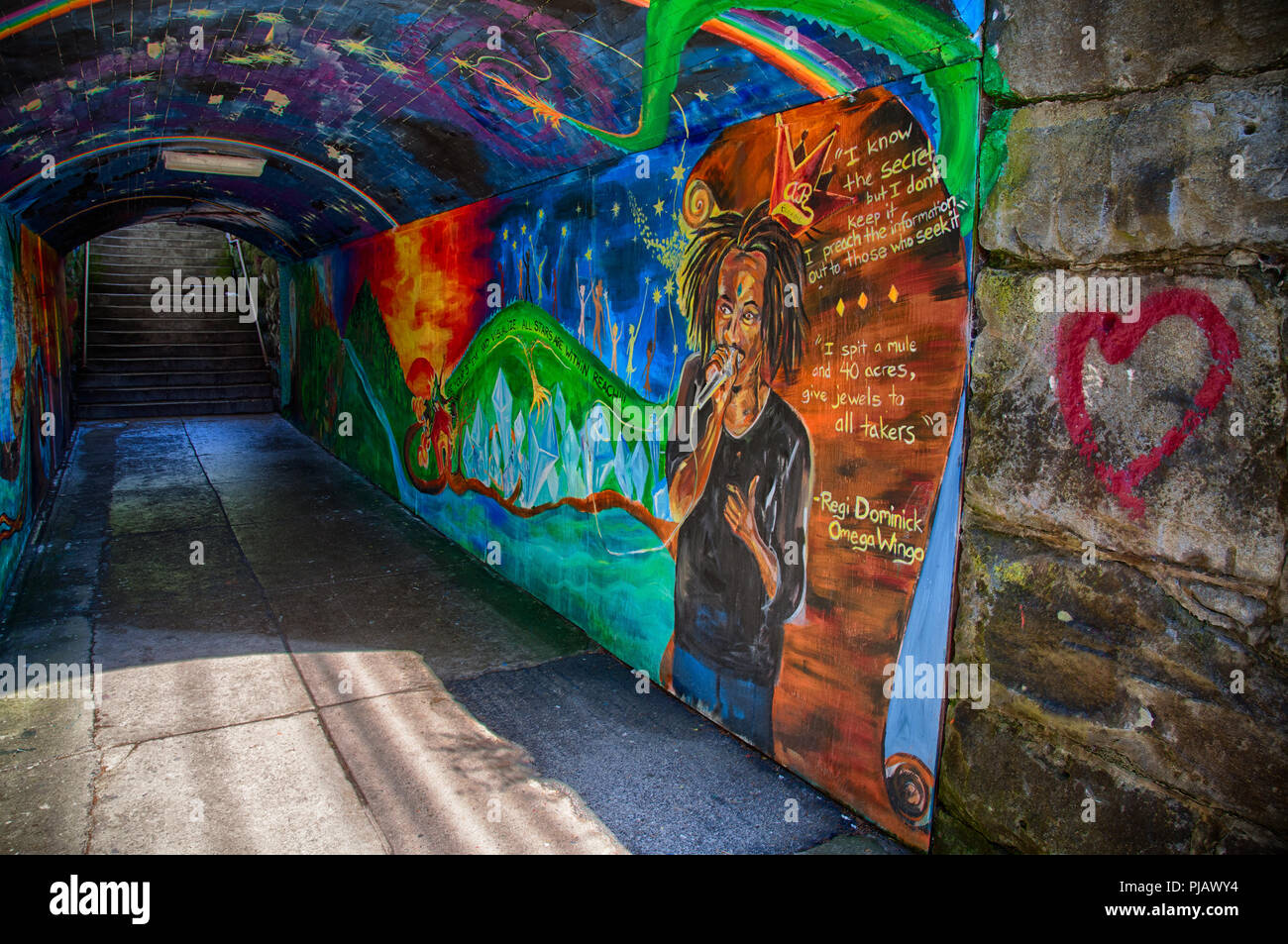On tunnel wall hi-res stock photography and images - Alamy
