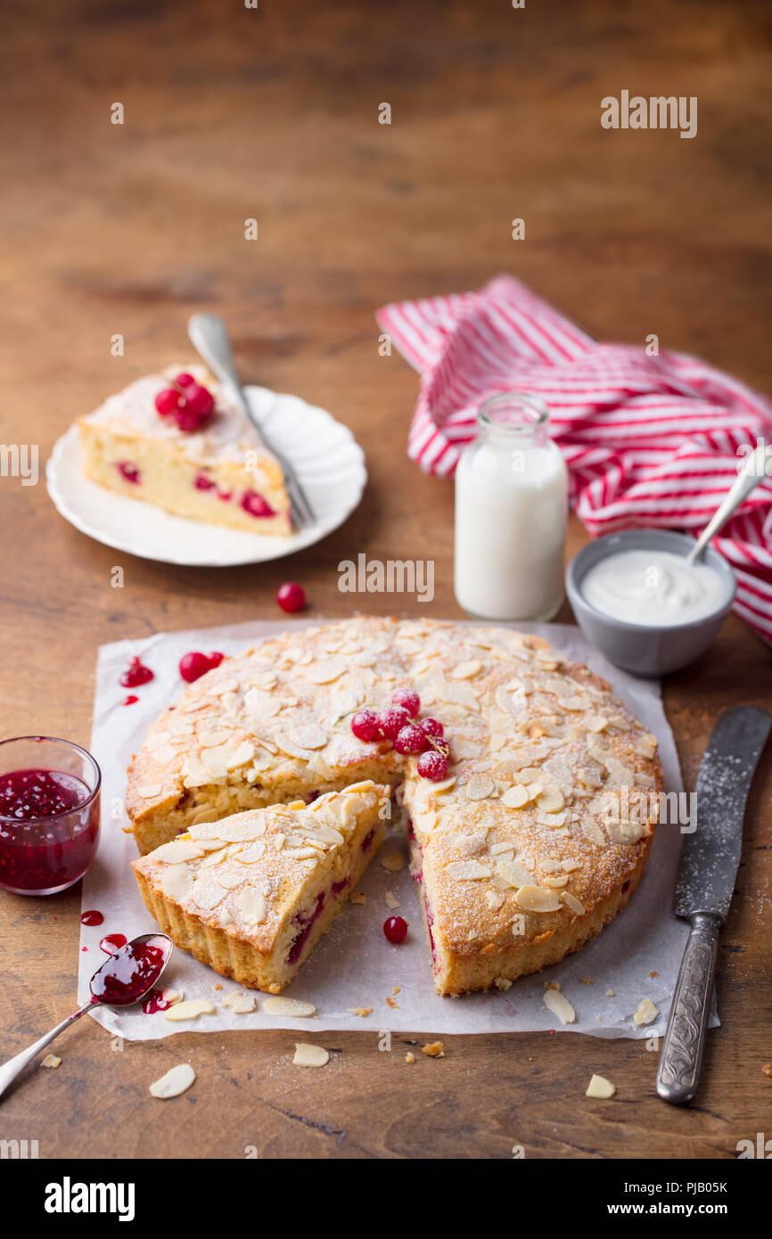 Almond and raspberry cake, Bakewell tart. Traditional British pastry ...