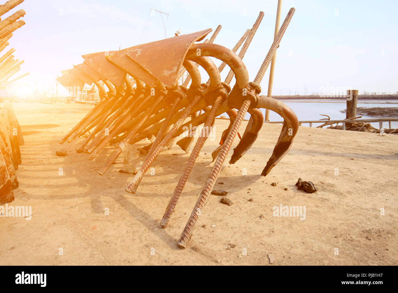 Brown rust anchors hi-res stock photography and images - Alamy