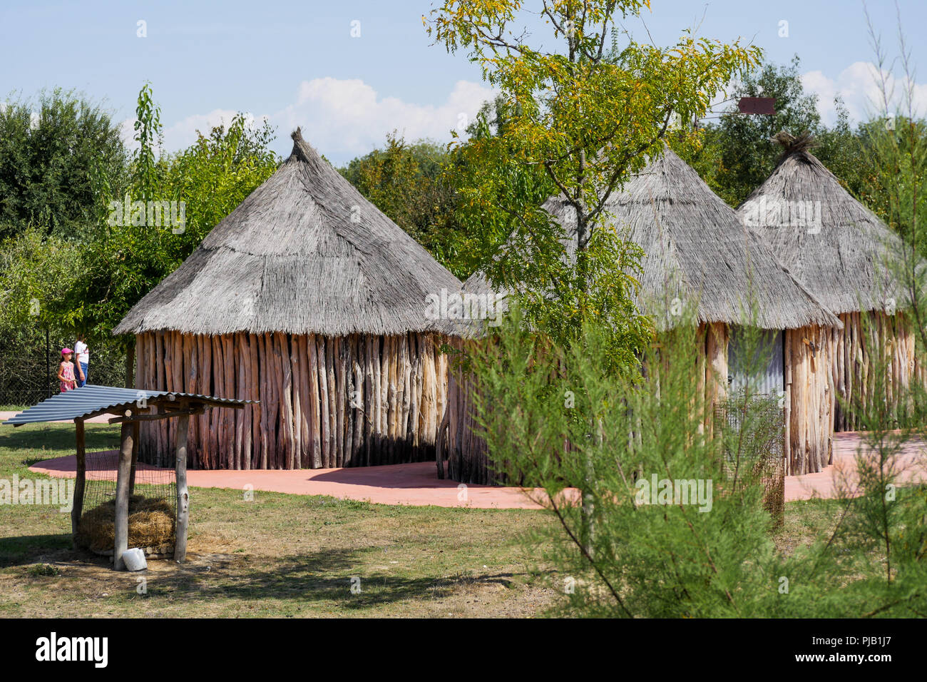 Australian bush housing hi-res stock photography and images - Alamy