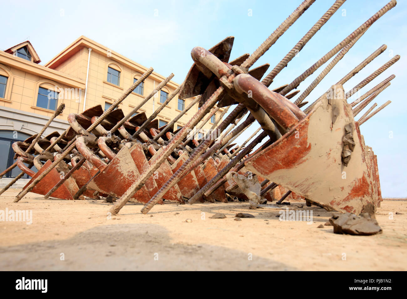 Brown rust anchors hi-res stock photography and images - Alamy