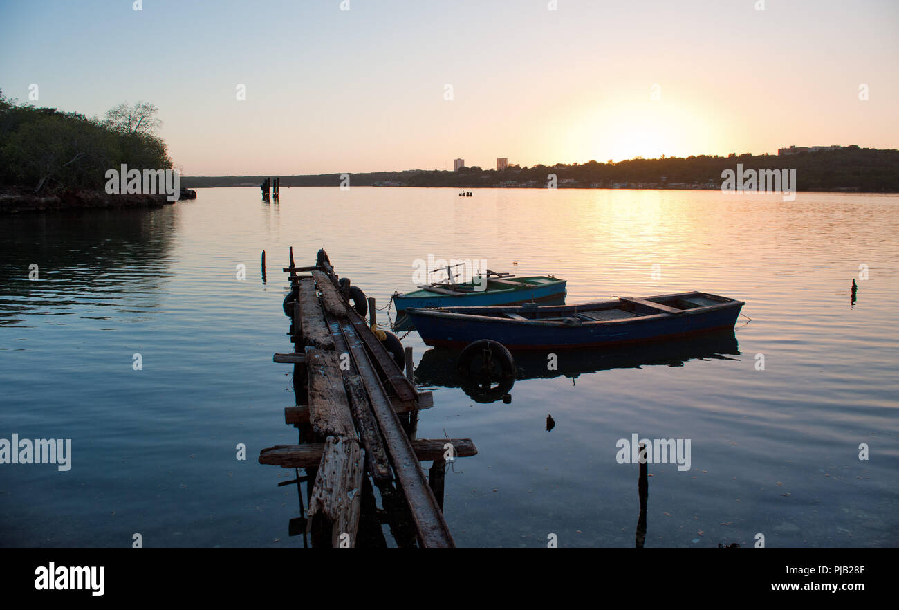 Rustic dock hi-res stock photography and images - Alamy