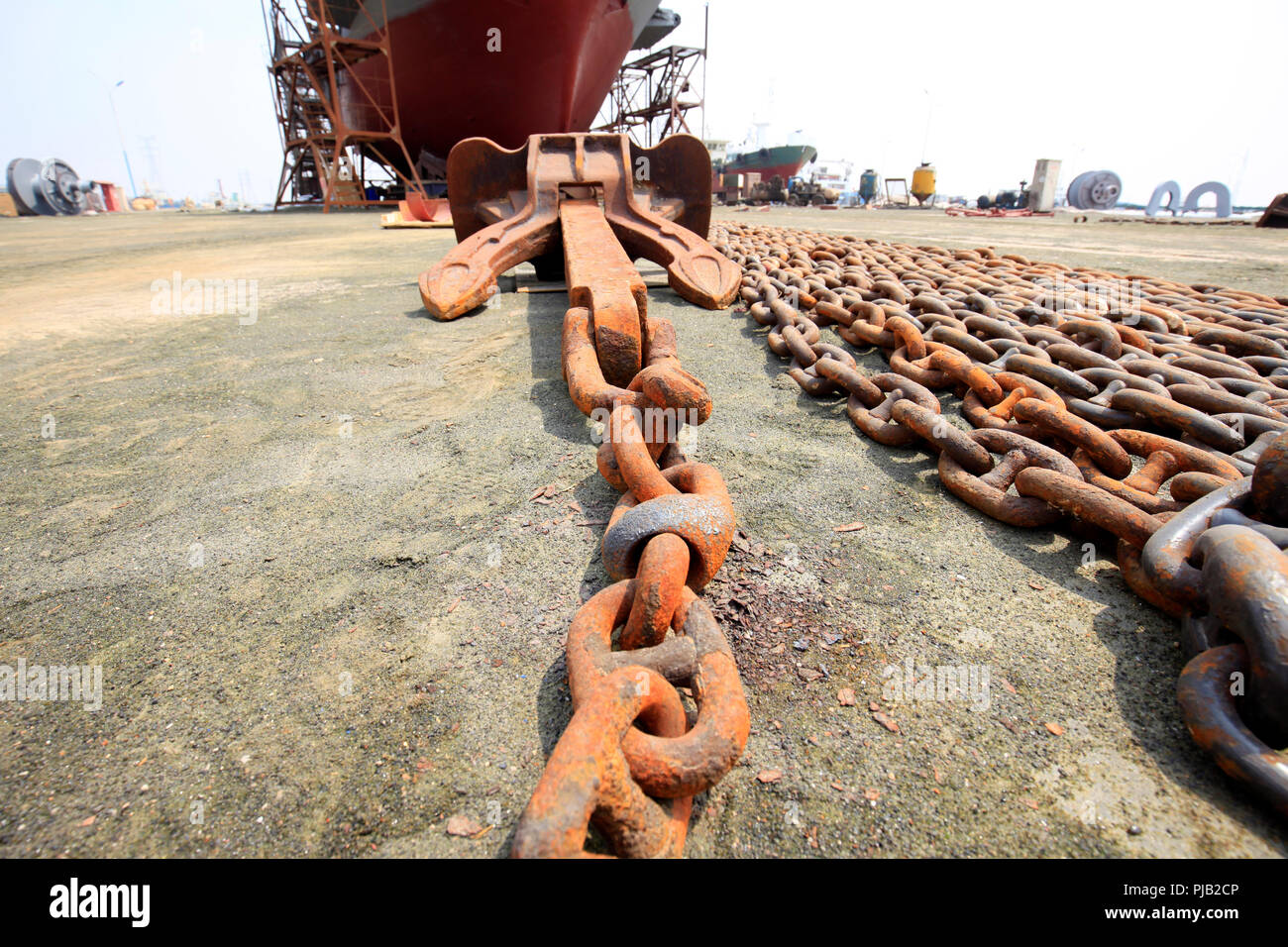 The rusty iron anchor Stock Photo - Alamy