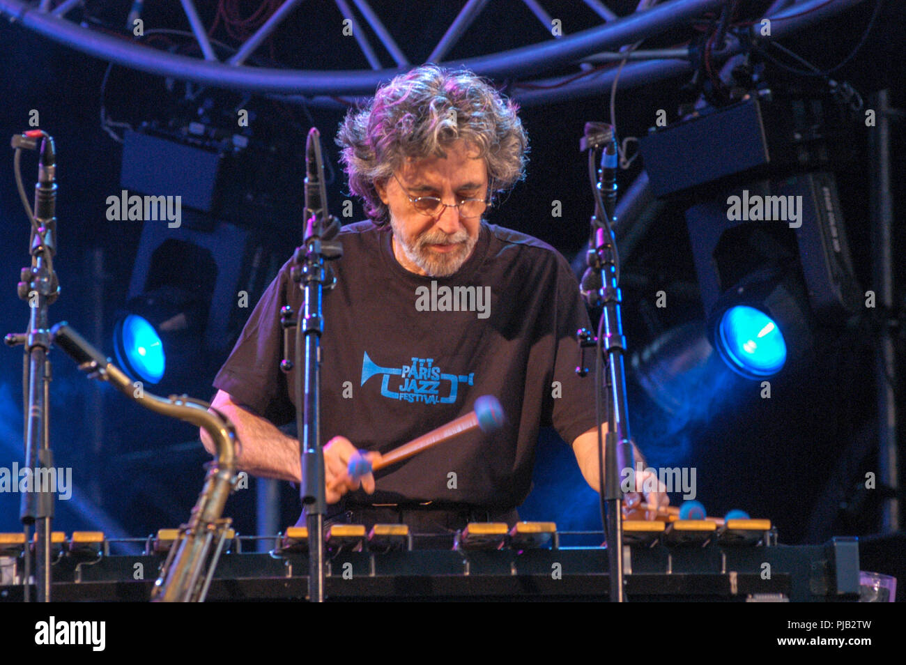 Mike mainieri hi-res stock photography and images - Alamy