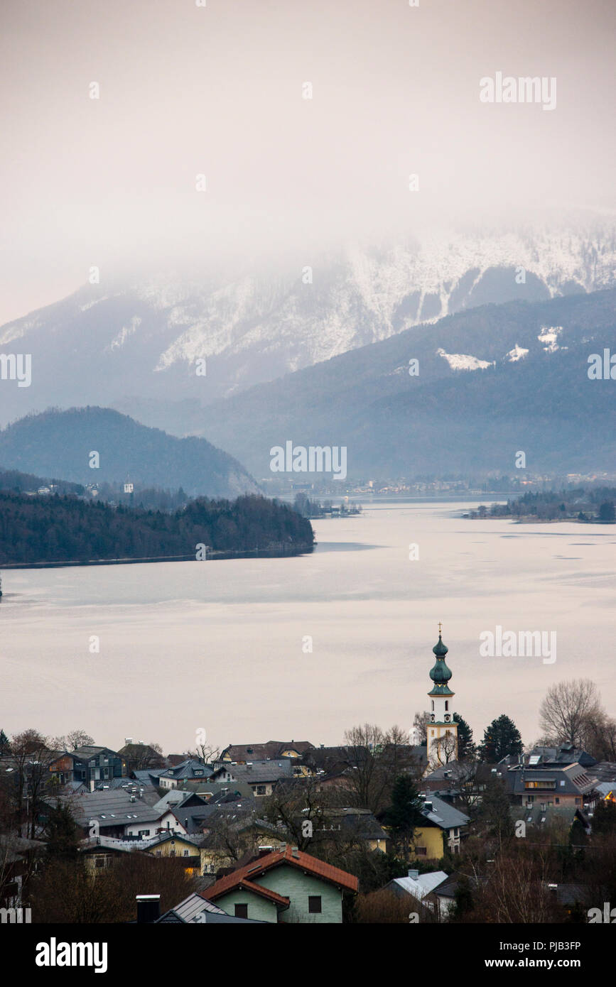 Mondsee austria winter hi-res stock photography and images - Alamy