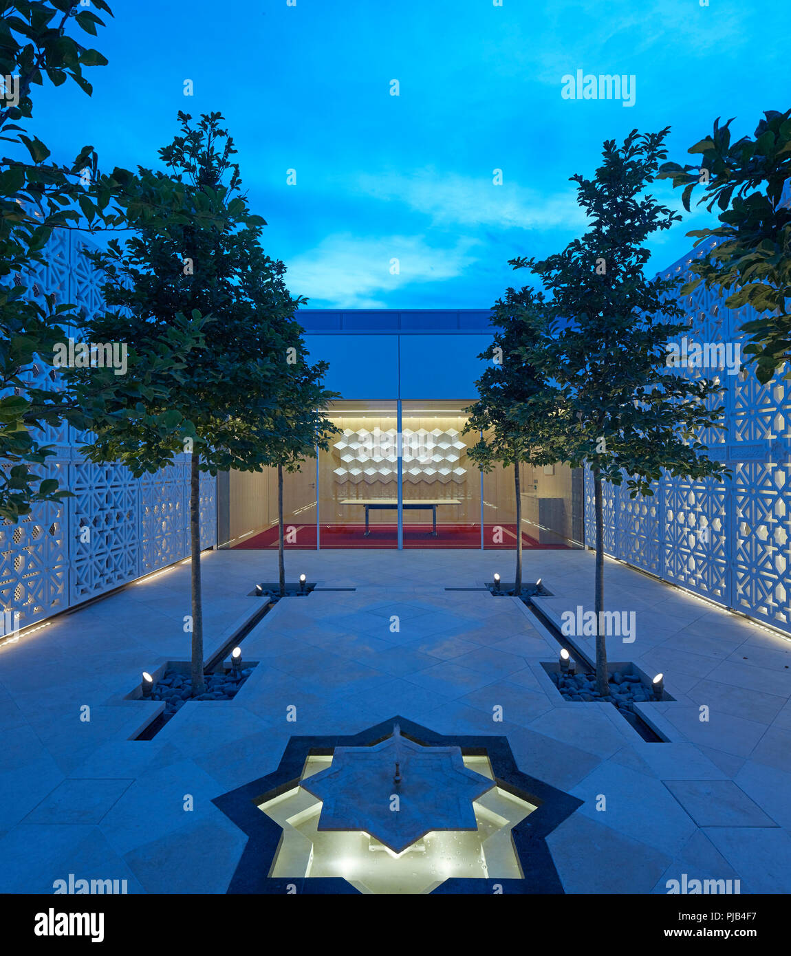 Rooftop Islamic garden, viewed at dusk. Aga Khan Centre, London, United ...