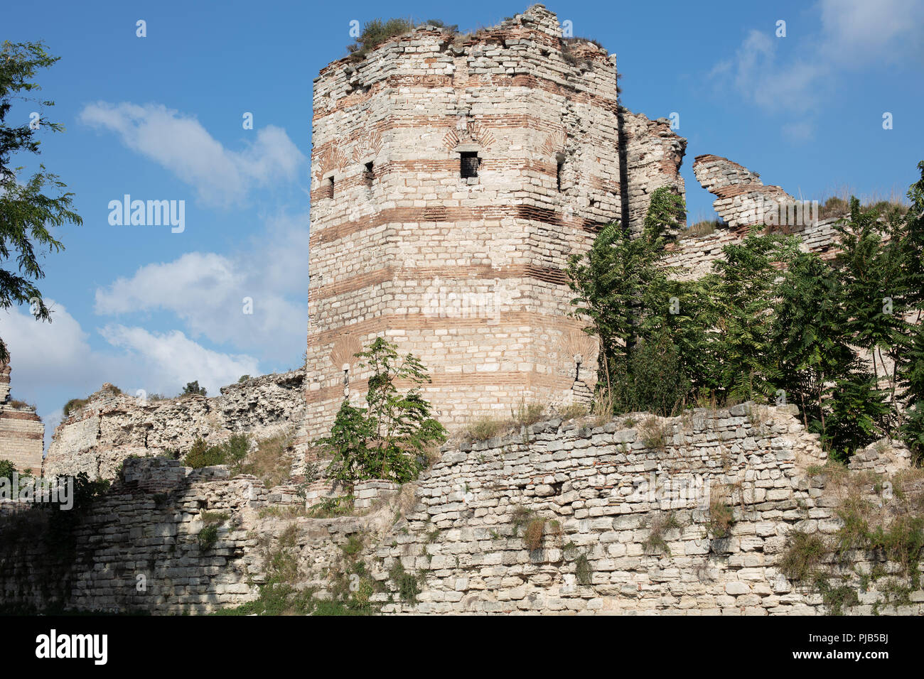 Constantinople land walls hi-res stock photography and images - Alamy