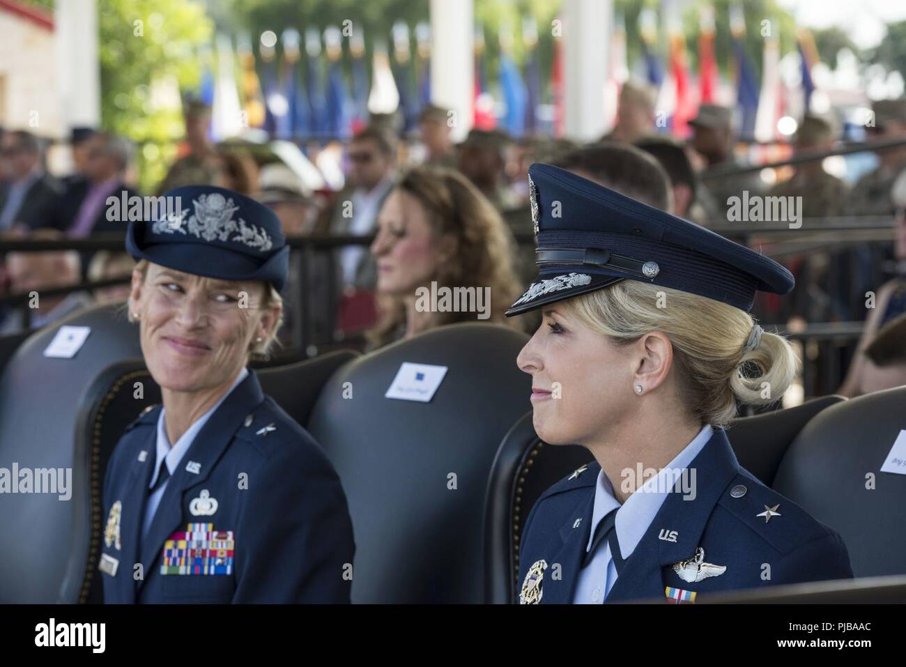 502nd air base wing change of command hi-res stock photography and ...