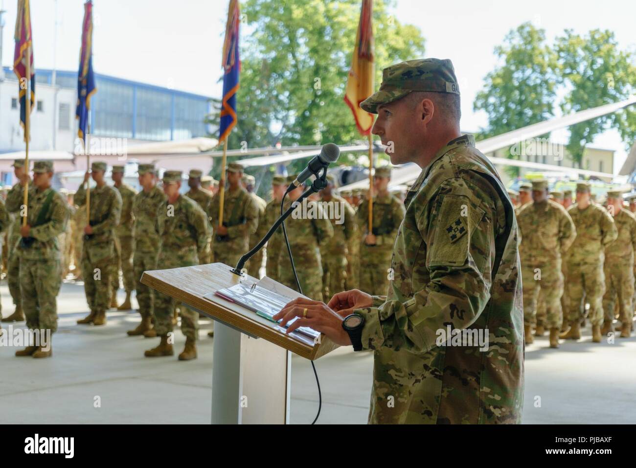 Col. Scott Gallaway, commander of the 4th Combat Aviation Brigade, 4th ...